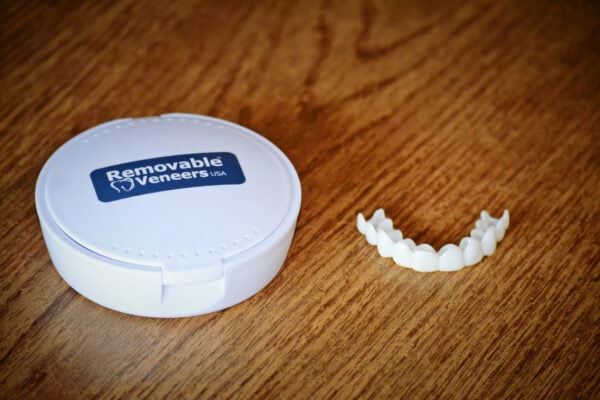 Instasmile Snap-On Veneers: Do They Deliver on Their Promises?