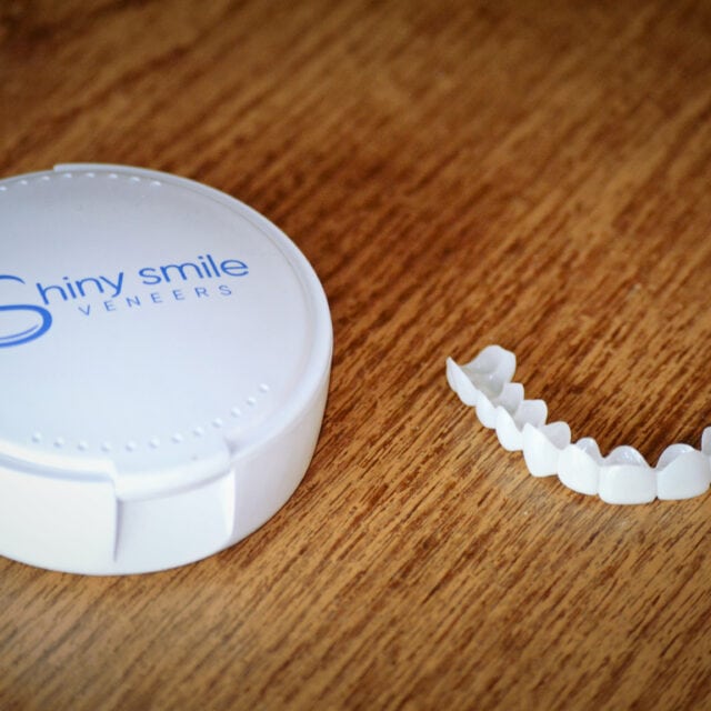 Shiny Smile Snap-On Veneers: Do They Deliver on The Hype?